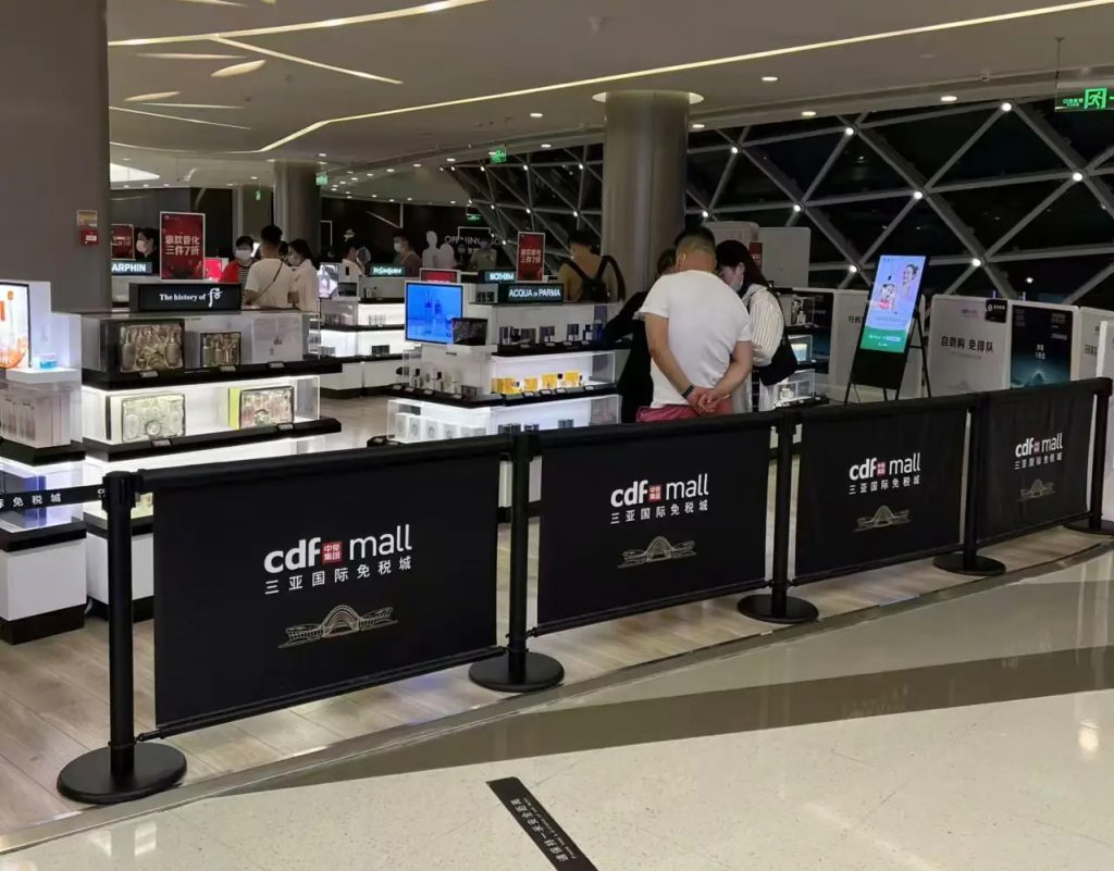 Retractable Banner Stanchions | Crowd Control Stanchion